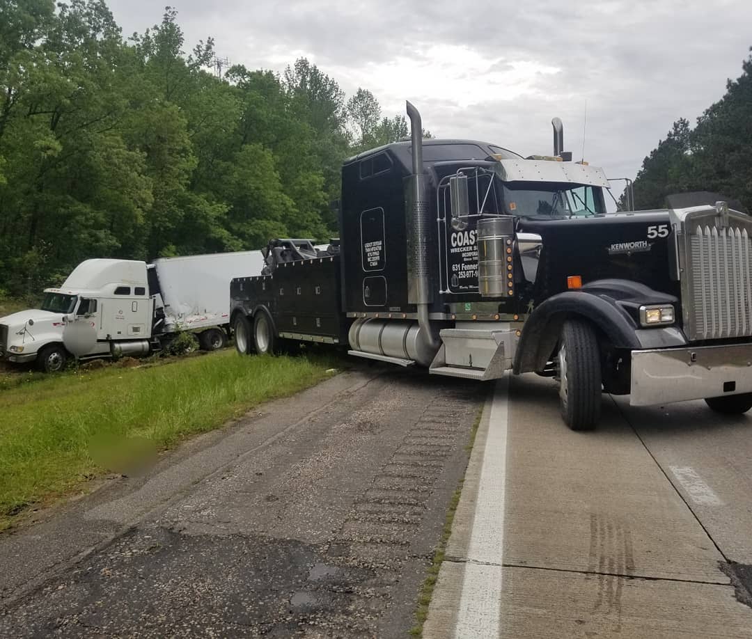 Heavy Duty Recovery | Coastal Towing